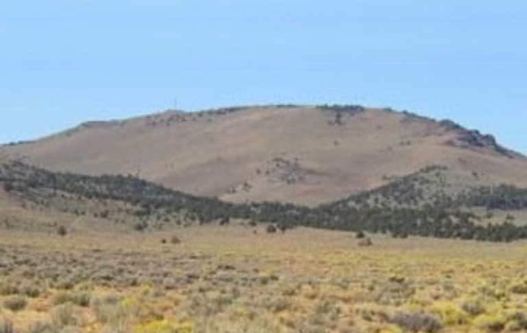 World-Class Obsidian Collecting at Glass Butte, Oregon ...