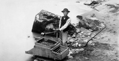 Gold Panning on the Fraser River, British Columbia - RareGoldNuggets.com